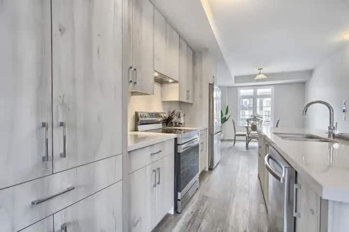 Beautiful Home In Old Oakville - Burlington