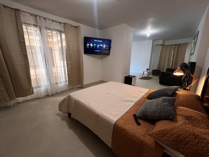 Tranquilo, Seguro Y Bien Ubicado - Cali