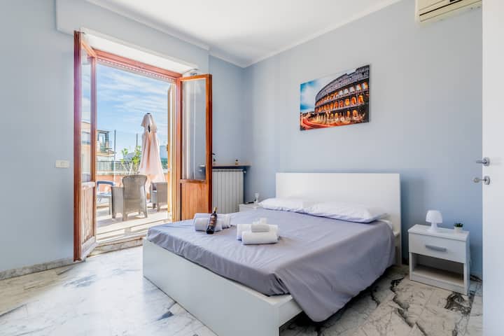 Domus Pamphili • Free Netflix & A/c - Rome