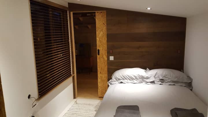 Cabin In The Garden - Dublin