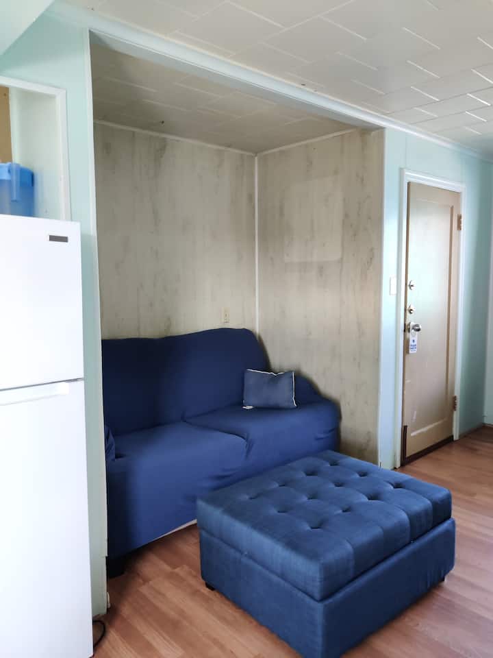 A Mini Apartment Room 111 - Cannon Beach, OR