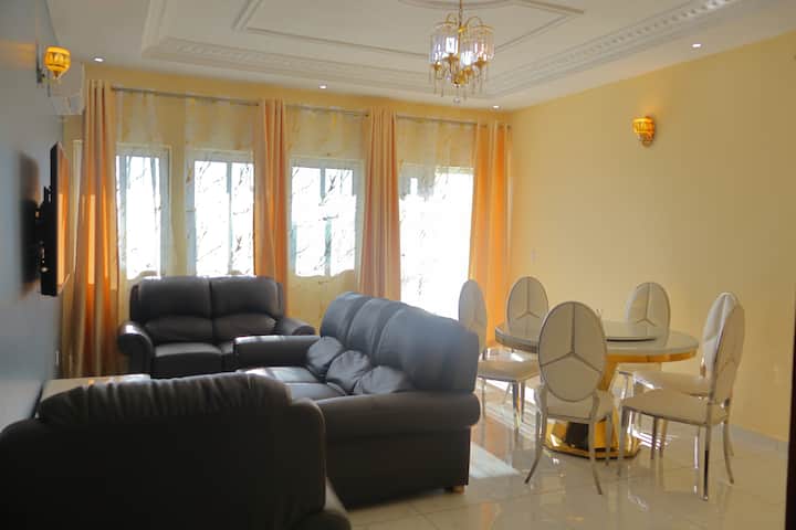 Primeshare Apart With Swimming Pool And Parking - Yaoundé
