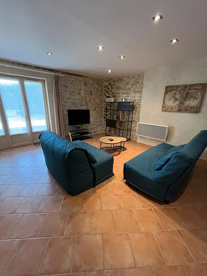 Gîte 4 à 6 Personnes Au Calme - Pont-Saint-Esprit