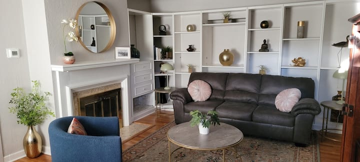 Charming Retreat In Denver - Denver, CO