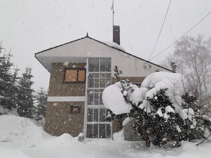 Shika: Ideal Ski Home 3 Km From Rusutsu Ski Resort - Date