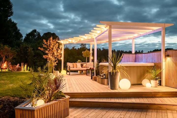 Ny Enebolig 4 Soverom Og Jacuzzi - Askim