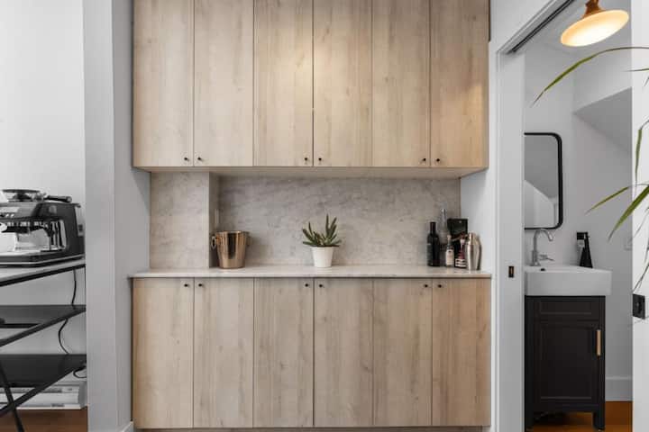Entire House In The Plateau - Montreal