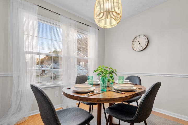 Central Auburn Home | Fenced Yard - Auburn, AL