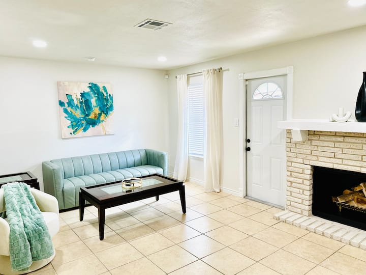 Feels Like You Never Left Home. - Arcadia Ridge - San Antonio