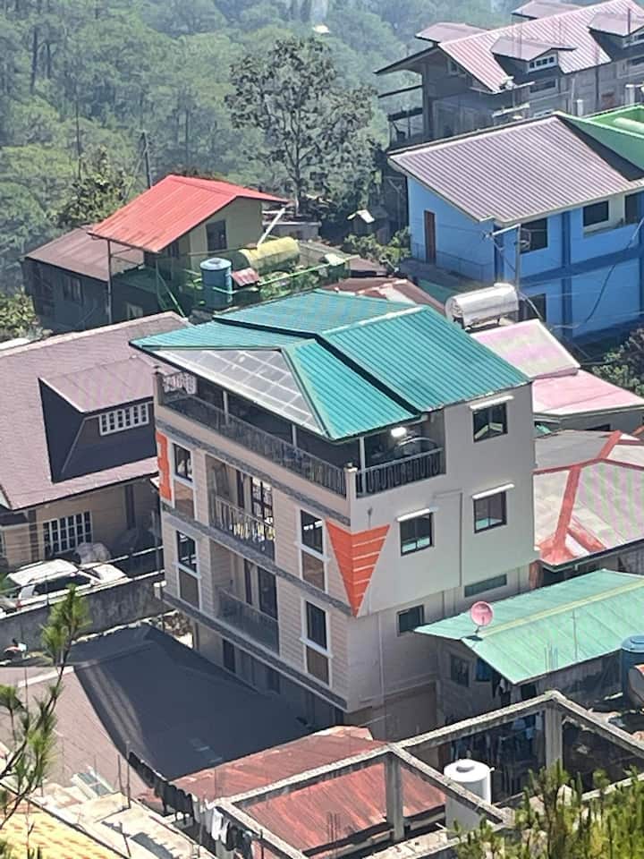 Mountain-side View Staycation - Baguio