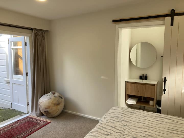 Whare Maison - Wellington