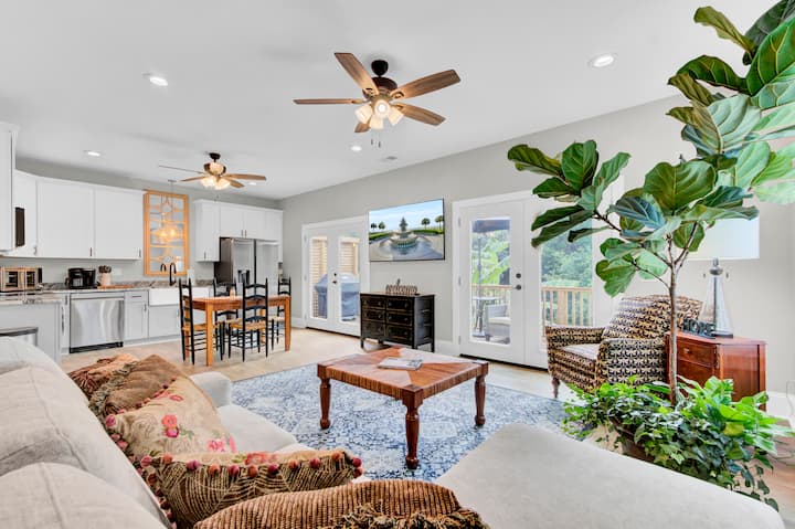 Brand New Private Lake Retreat - Charleston, SC