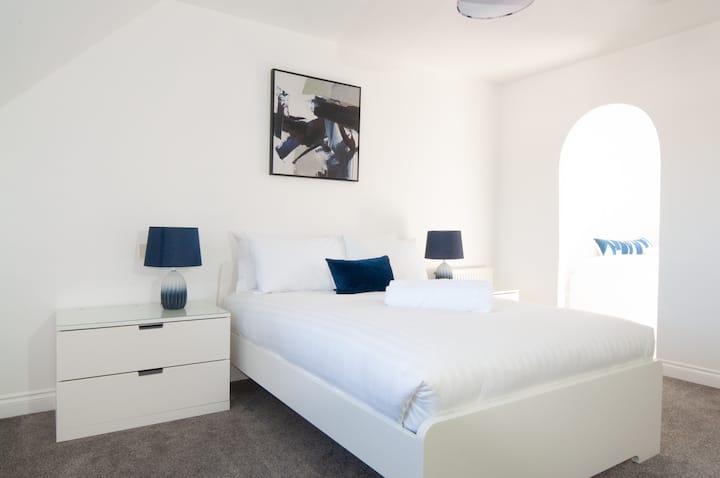 The Voyager – Derby Stay With Parking & Garden - 德比
