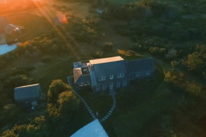 4 Br Summer House With Pool 1/2 Mi To Beach - Nantucket, MA