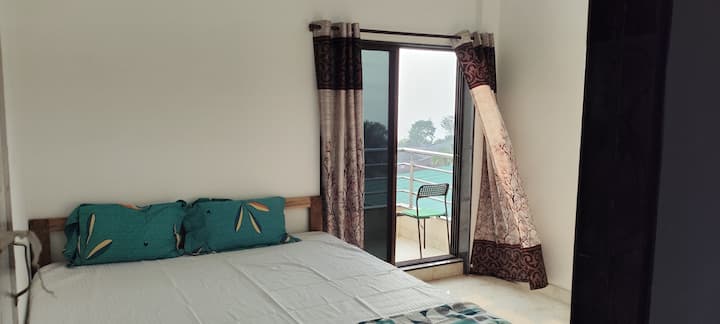Only Sea View Studio Flat Ganpatipule - Ganpatipule