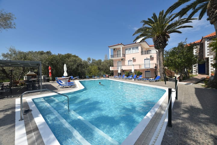 Anaxos Garden - Лесбос