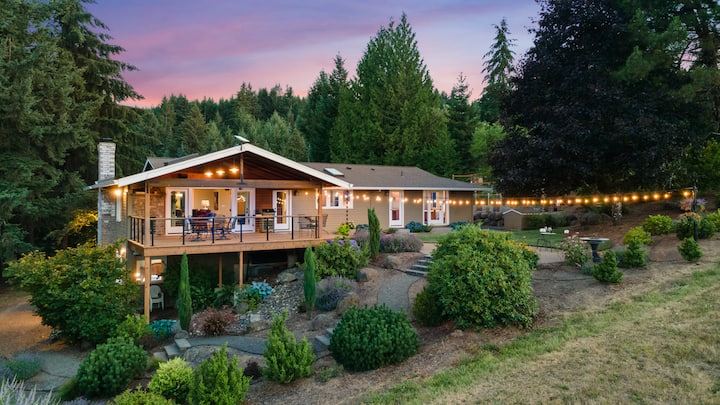 New! Hidden Haven ~ A Luxury Wine Country Retreat - Newberg, OR