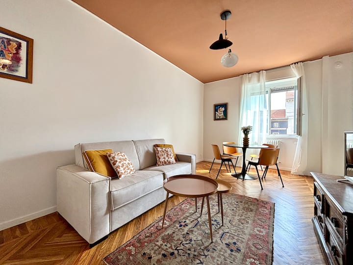 Elegante Bilocale In Centro A 50 Passi Dalla Metro - Milão