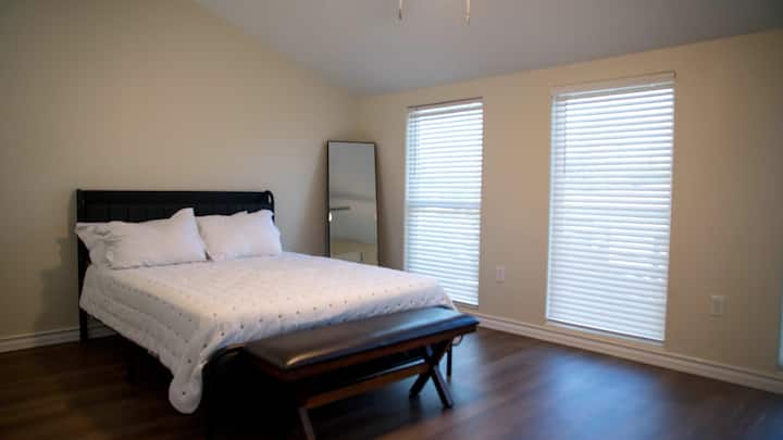 The Cozy Loft - Laredo