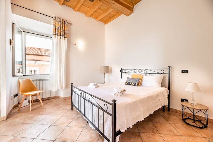 Antica Dimora Papale - Centro Storico Con Vista - Terracina