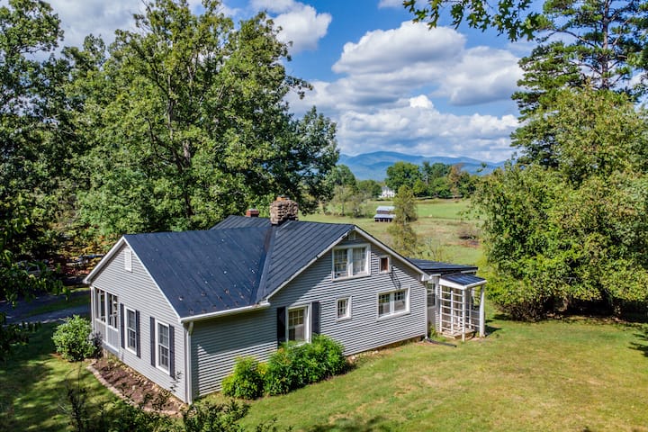 Cabin At 1404 - Bedford, VA