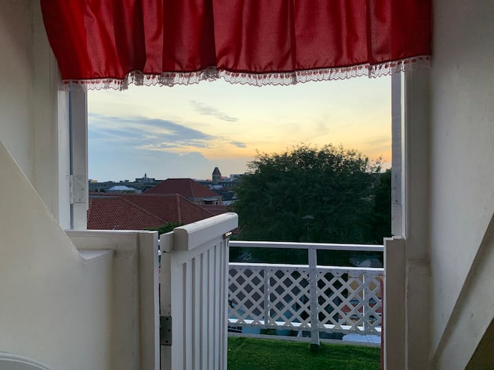 Trina Rooftop 2: Cozy Stay - Curazao