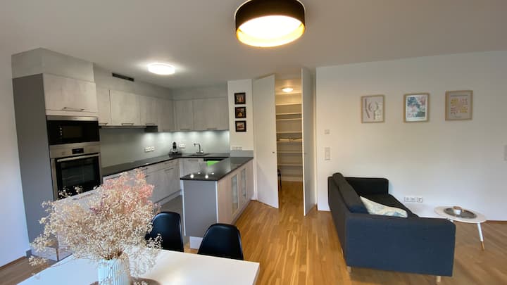 Zentrale 4-zi.-whg. In Nürnberg - Erlangen