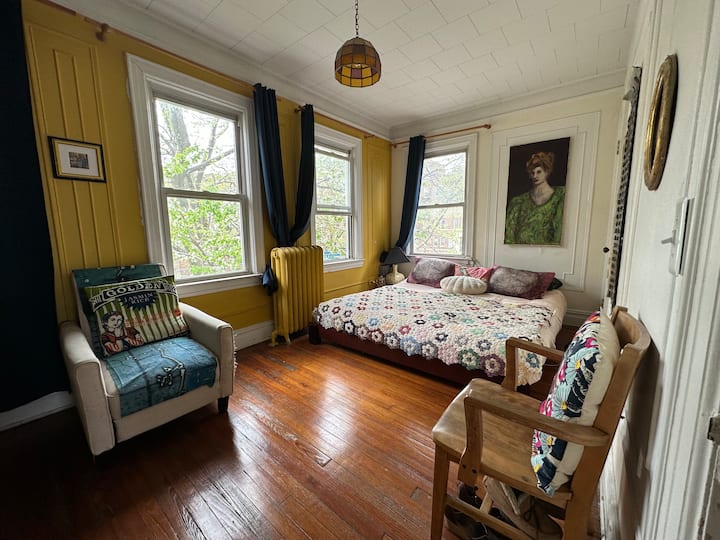 Room In Brooklyn. Stay With Maggy - New York City