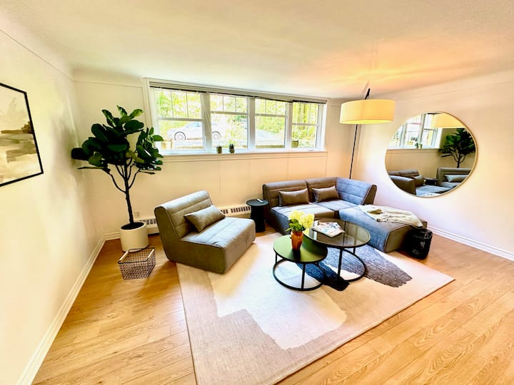 Cozy Retreat - Beechwood Village - Ottawa