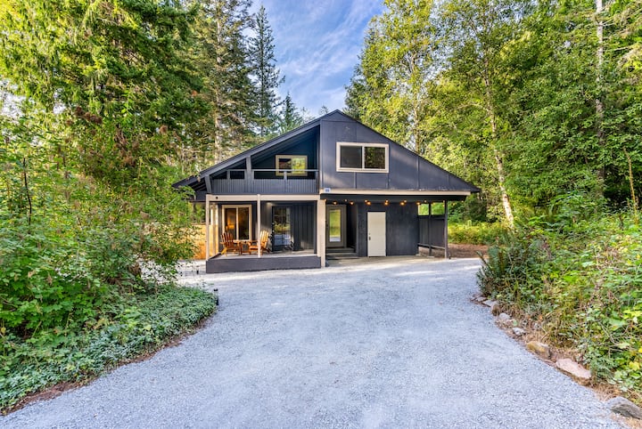 Relaxing, Private Cabin W/hot Tub Near Mt Rainier! - Ashford, WA