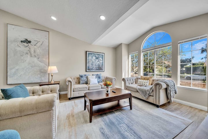 4b Black Oak Family Haven M#42144 - Corona, CA