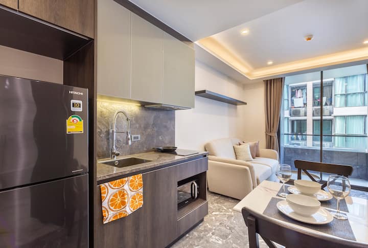 Luxury Thonglor 1lv 1bed Gym Pool Bathtub Netflix - Bangkok