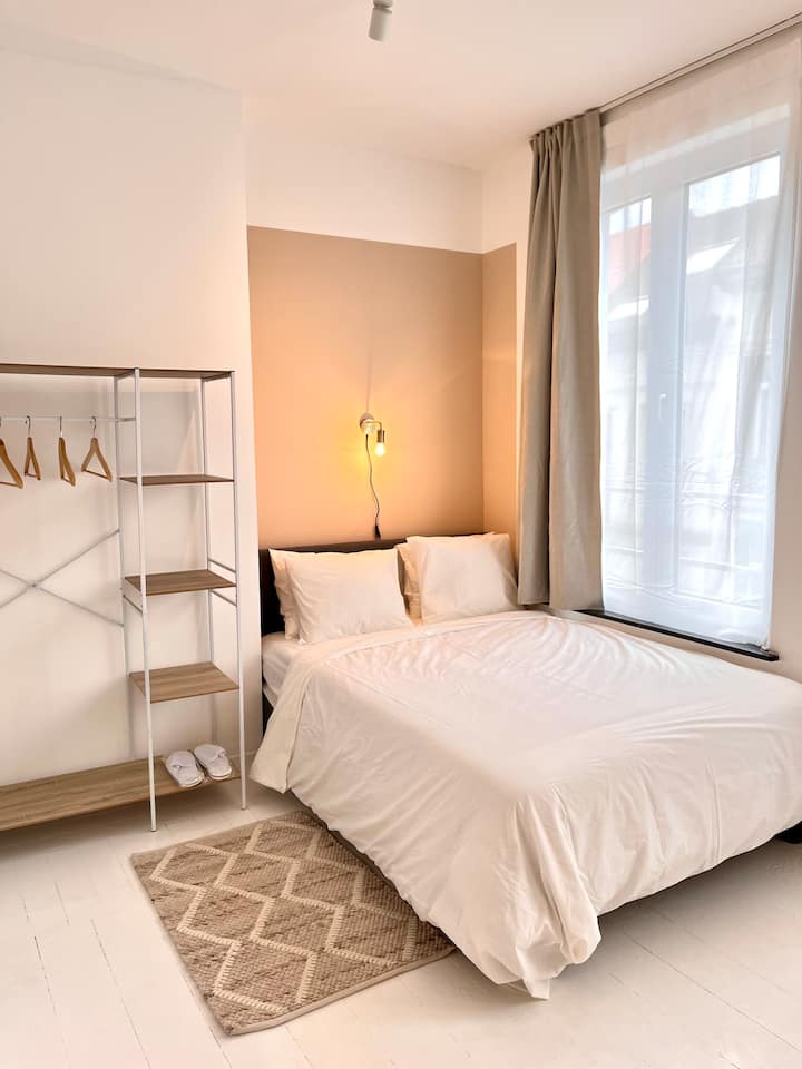 A Haven Of Peace In Brussels - Bruxelles