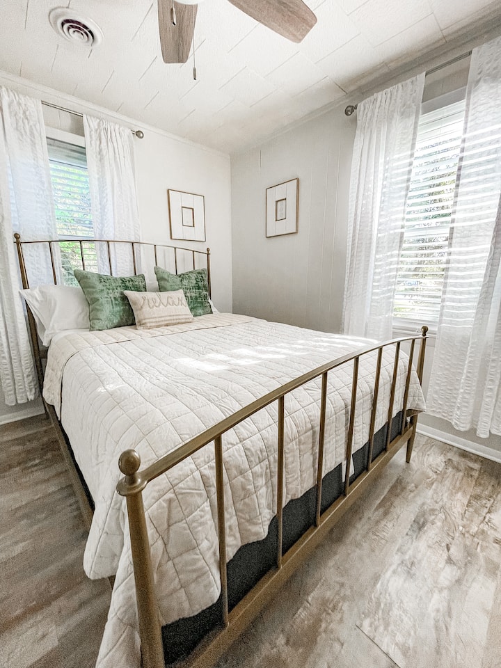 5 Min Walk To Beach L 1 Blk To Dowdy Park L Dog Ok - Nags Head, NC