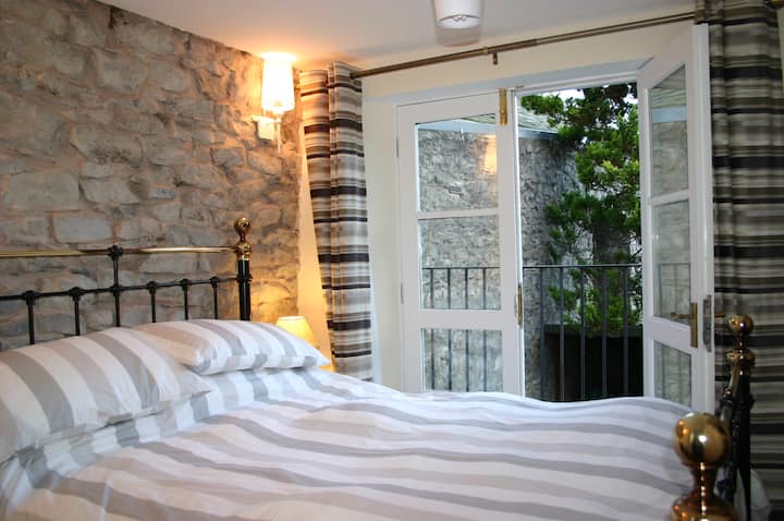 Marketplace Hideaway - Kendal