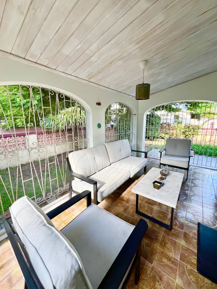 Tranquil 4br Home Near To Beach And Amenities - Barbados