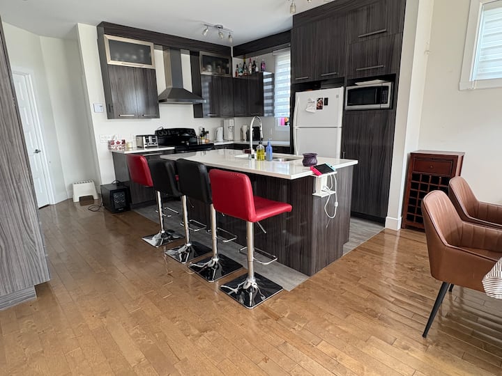 Maison à Louer - Québec, QC