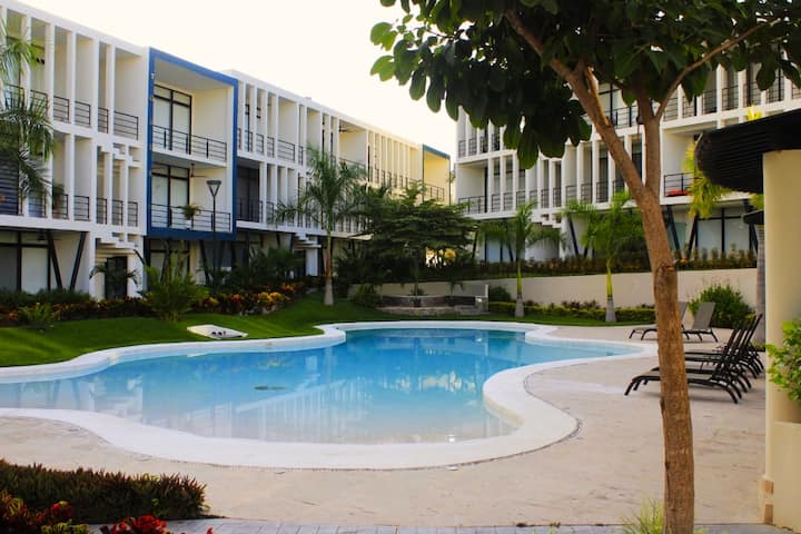 2br Ground Floor + Balcony • Pool • Beach 15 Min A - Nuevo Vallarta