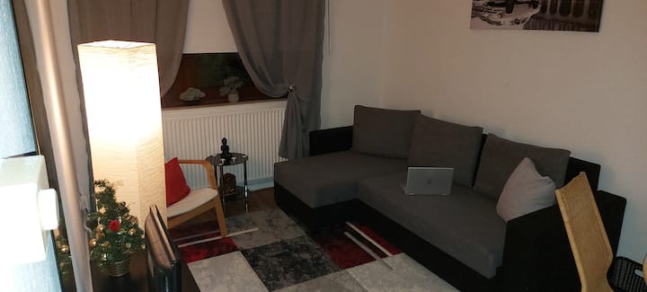 Klein, Fein Und Möbliert. - Bremen