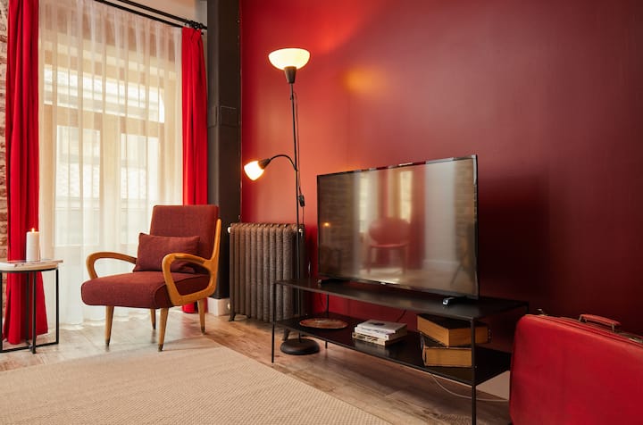 Galata Gem | 2br + Metro At Your Door - İstanbul