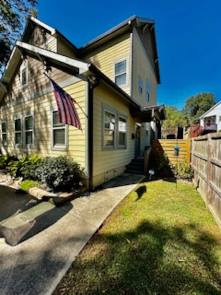 Uptown Getaway - Charlotte, NC