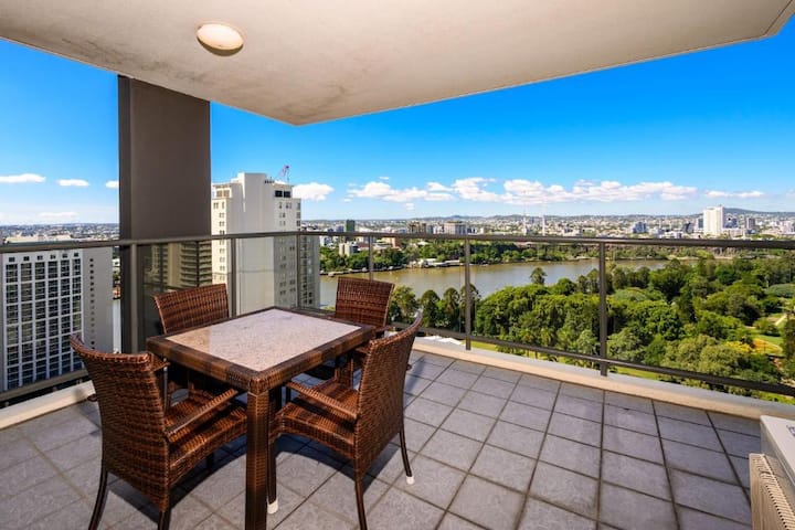 Centralcbd Elegance With River&botanic Gardenviews - Central Railway Station, Brisbane