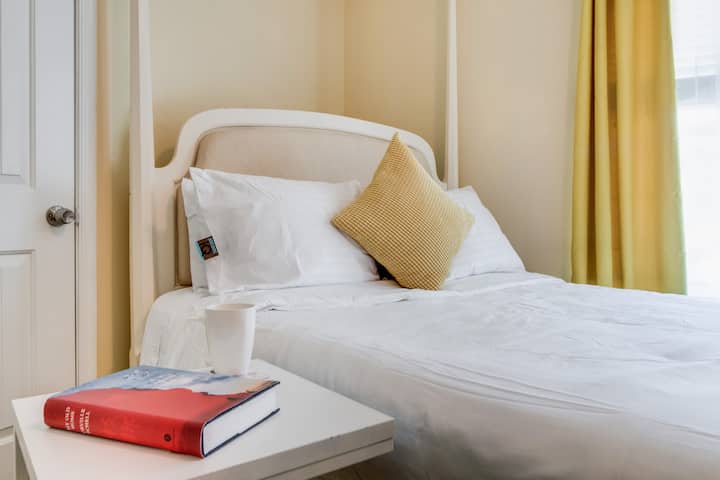 The Dream! Luxury Home By Norfolk Base | King Bed - 포츠머스