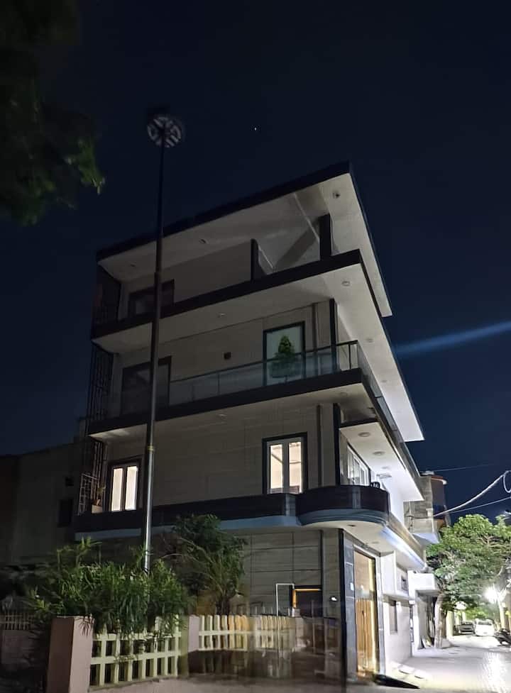 Vraj Apartments - Vrindavan