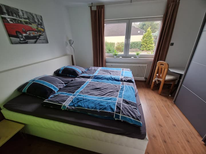 Zimmer Im Efh In Königshardt - Oberhausen