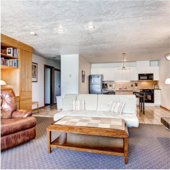 Alta/ Snowbird Blackjack Condo 2b - Alta, UT