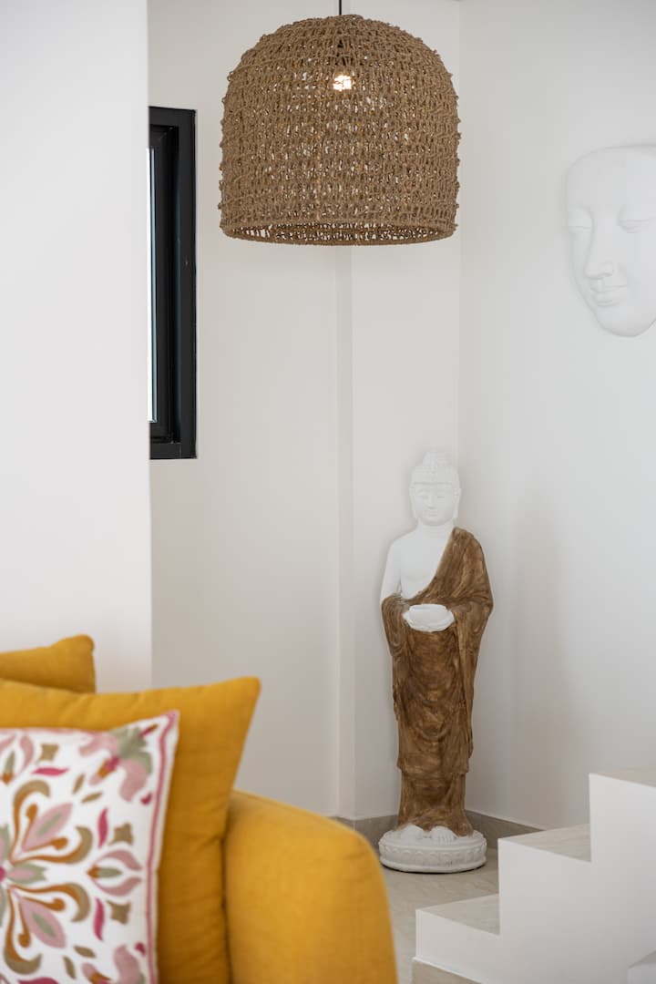 Bright & Stylish 2br Villa In Seminyak - Kuta