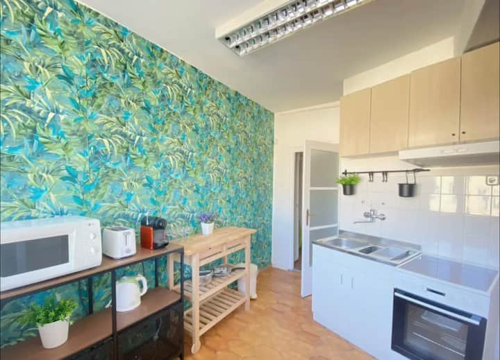 Downtown Corvin Mall 3bedrooms With 3ac-2balcony - Budapest