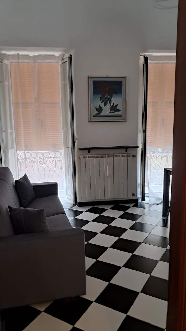Casa Pertica.            Citra 009029 - Lt - 2587 - Finale Ligure