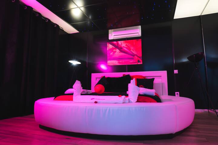 L'indécente - Love Room Studios - Moselle
